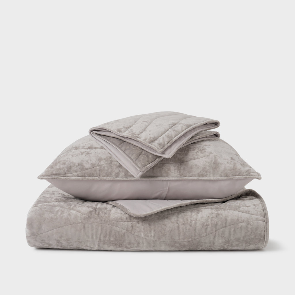 LuxeVelvet™ Wave Crushed Velvet Quilt Set – Evergrace Home Inc